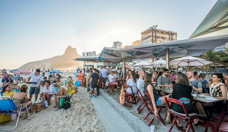 5 restaurantes com um visual incrível que você precisa conhecer no Rio ...